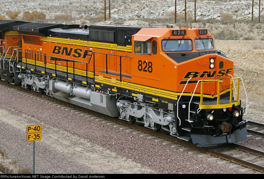 BNSF 828